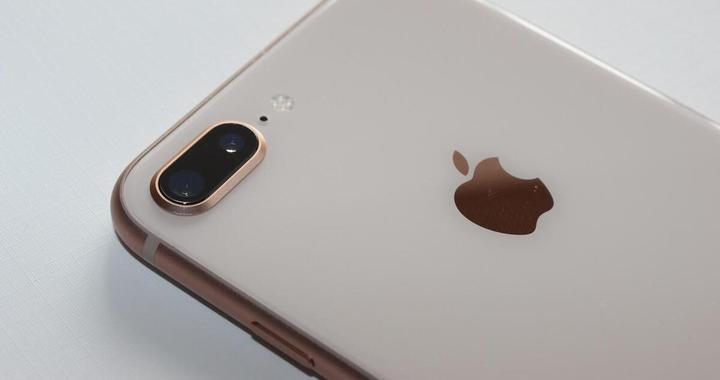 曝iPhone17将推Slim机型！Plus版本将退出历史舞台|iPhone_新浪新闻