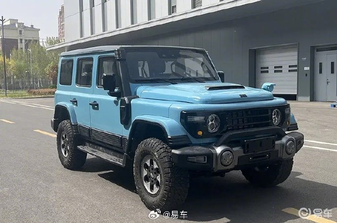 全新BJ212申报图 延续经典方盒子造型/搭载2.0T发动机-新浪汽车