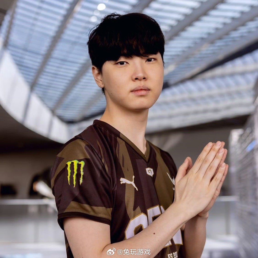 LOL赛事官推： Chovy与knight将争夺2024MSI决赛的席位！|LOL赛事|决赛|blg_新浪新闻