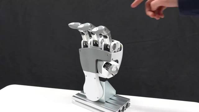 日本机器人公司 Tokyo Robotics 发布了 Torobo Hand v1_新浪新闻