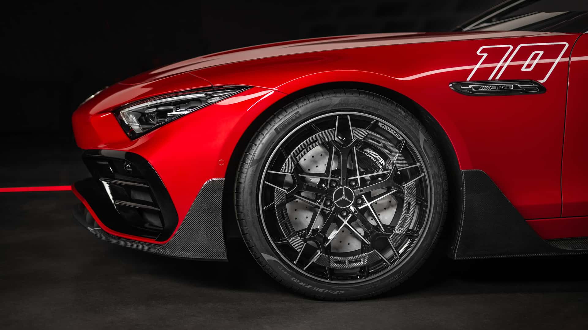 梅赛德斯-AMG PureSpeed概念车全球首发-新浪汽车