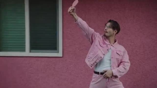 宝贝没钱bbno$新单it boy官方MV释出_新浪新闻