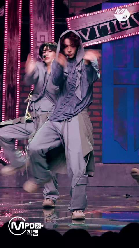 李羲承《Fatal Trouble》 真的舞蹈和vocal进步很大，脸和身材也是最佳状态…|舞蹈_新浪新闻