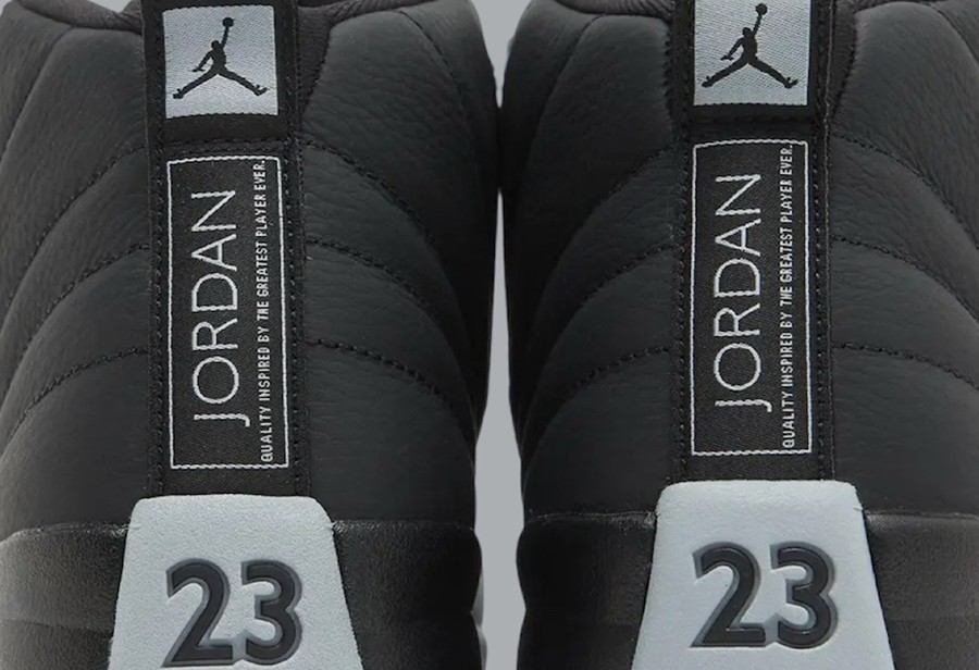 撞脸季后赛？全新 Air Jordan 12 实物首次曝光！|乔丹|迈克尔·乔丹_新浪新闻