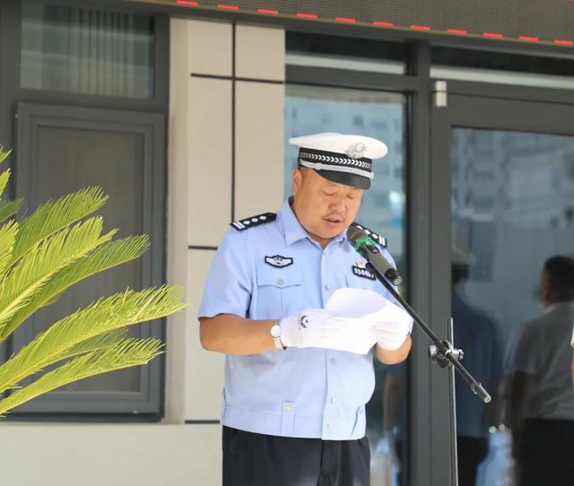 延安公安交警举行“两超一违”专项整治行动启动仪式|交警_新浪财经_新浪网