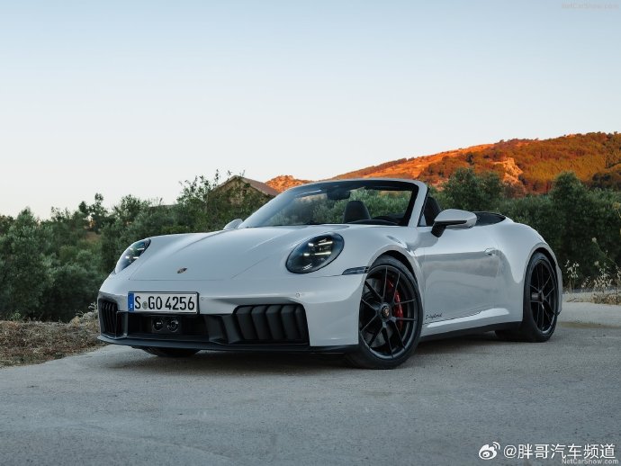 保时捷911全新GTS车型发布，动力强劲性能卓越-新浪汽车
