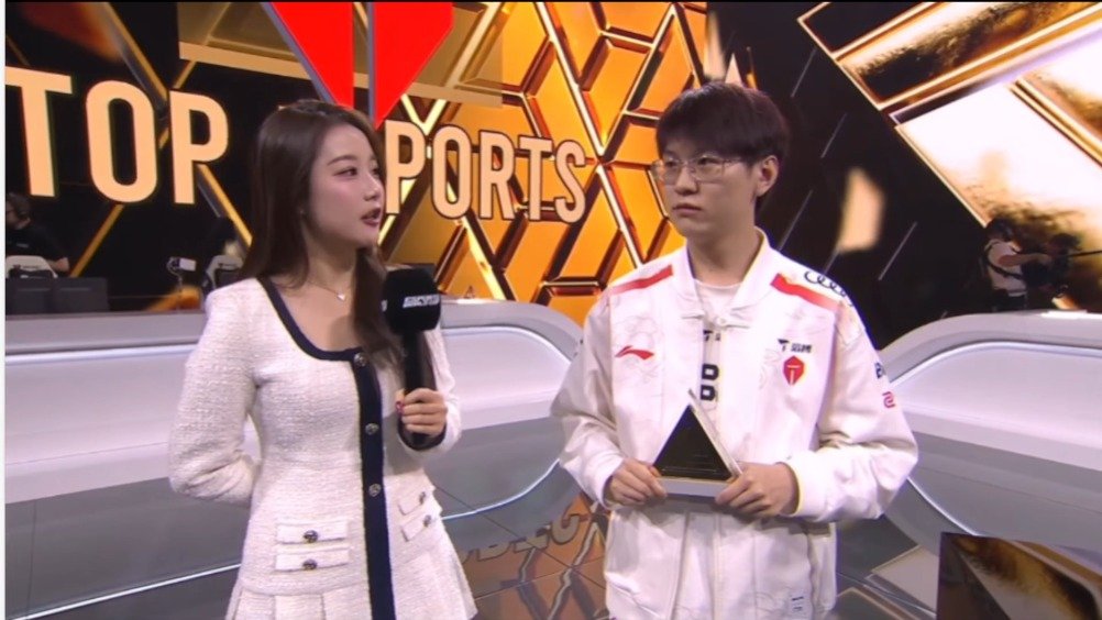 TES与T1决赛备战：meiko调整BP策略，晋级电竞世界杯决赛。|tes|meiko|电竞_新浪新闻