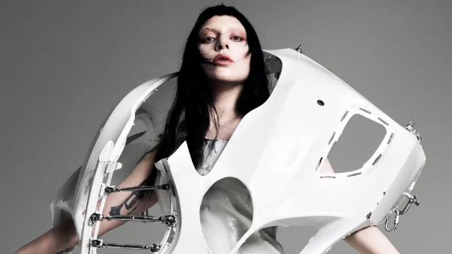 一个新片段，Lady Gaga新单Dance In The Shadow试听|Shadow|Lady Gaga_新浪新闻