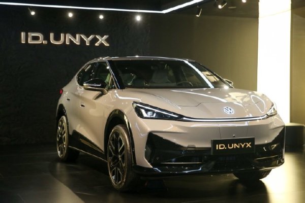 20.99万起 大众ID.UNYX与众正式上市 首款金标大众-新浪汽车