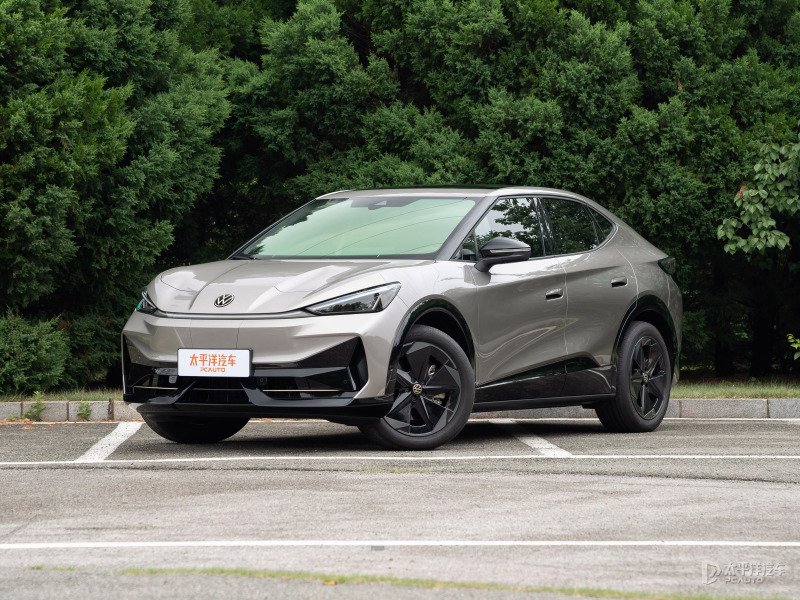 与众不同的大众 大众安徽ID.UNYX与众上市 售20.99-24.99万元-新浪汽车