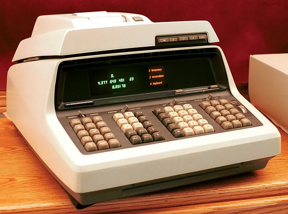 乔布斯 “遗失的访谈” 1995（完整版）：我们一直毫不掩饰地偷窃伟大的想法_新浪财经_新浪网