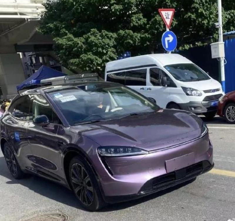 智界R7实车曝光 将于9月上市/最大续航超800km-新浪汽车