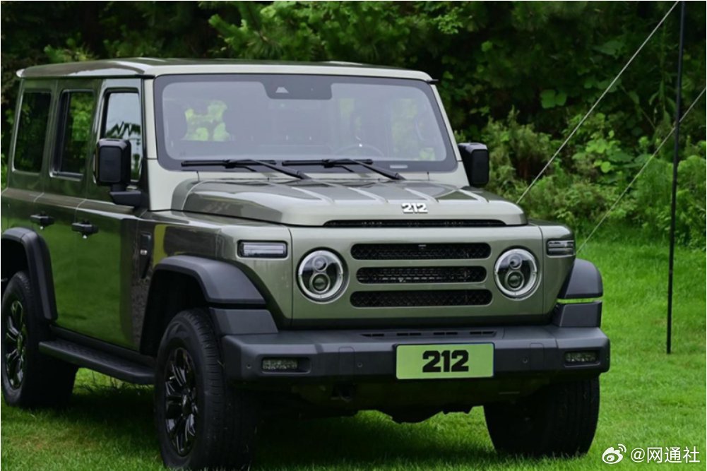 全新212将于8月22日正式上市 搭载2.0T发动机-新浪汽车