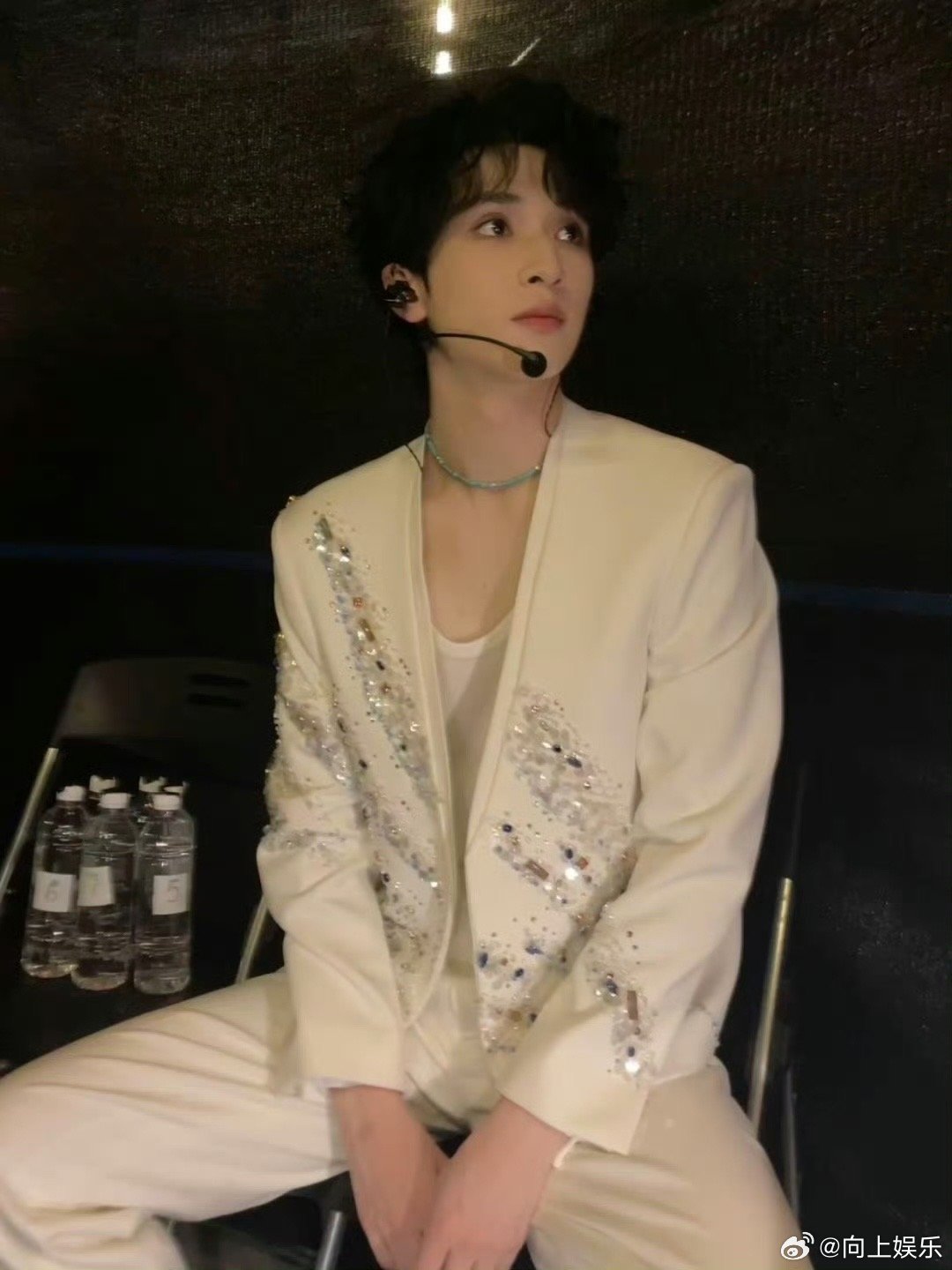 严浩翔20岁的第一次舞台plog来啦，这满分帅气的浩翔…|严浩翔_新浪新闻