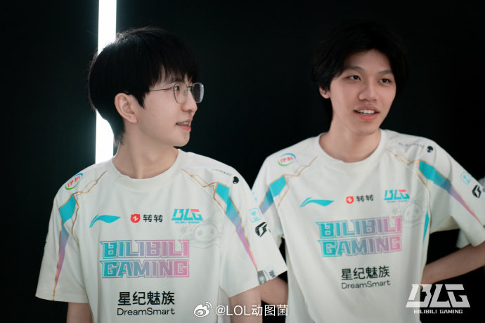 接近稳了！BLG晋级胜决 等待LNG和TES的胜者 LPL季后赛四强战…|blg|LPL季后赛|tes_新浪新闻