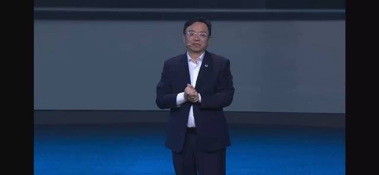 王传福：腾势其实是中国汽车史上第一个专注新能源的豪华品牌|比亚迪|腾势汽车|中国新能源|黑科技|持续_新浪新闻