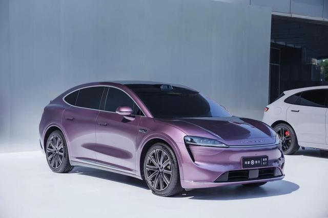 智界R7正式亮相，能否打破智界S7的销量魔咒？|R7_新浪财经_新浪网