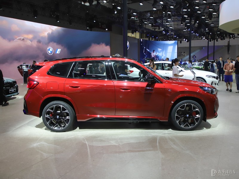 2024成都车展：国产宝马X1 M35Li 售40.99万元-新浪汽车