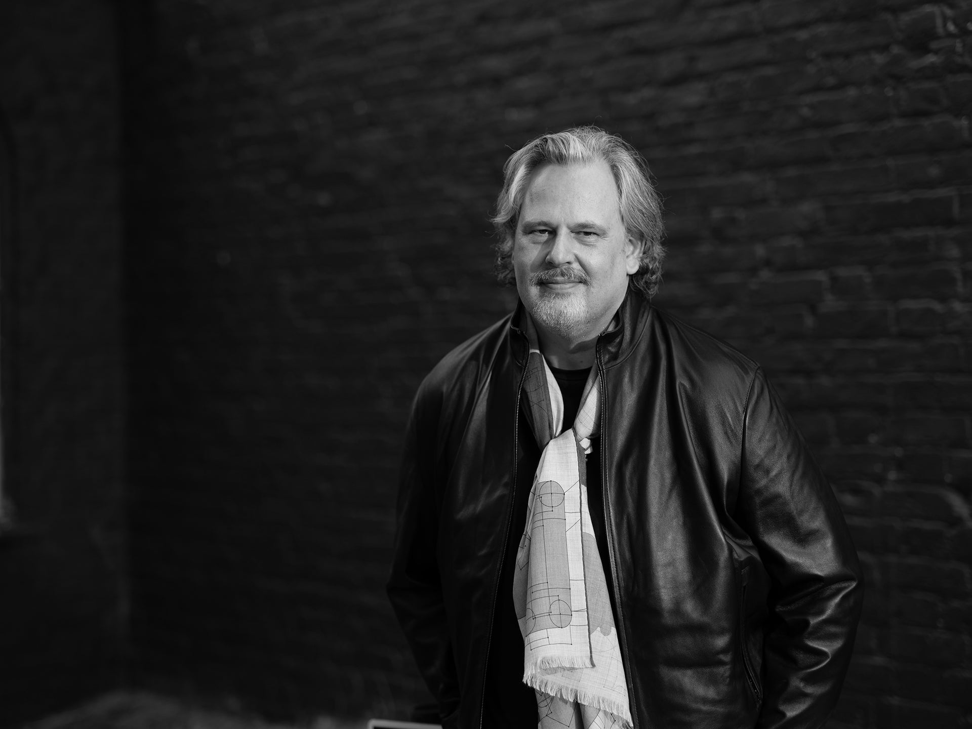 CEO关于AI言论引发争议 亚马逊游戏回应称非常遗憾|人工智能|亚马逊|AI_新浪新闻