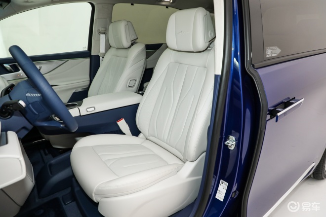 别克GL8车型8月终端销量超9280台 中大型MPV月度销冠-新浪汽车