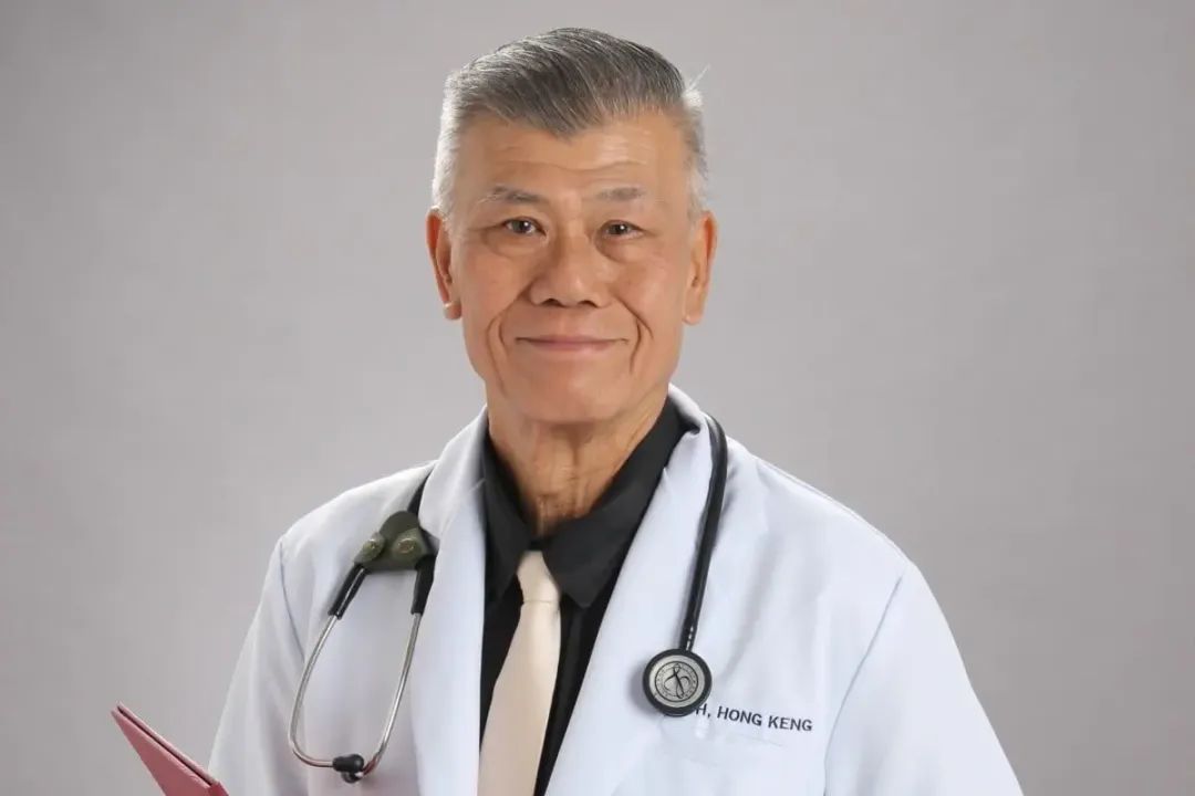 70岁，他是全球最年长的医学院毕业生|医学_新浪财经_新浪网