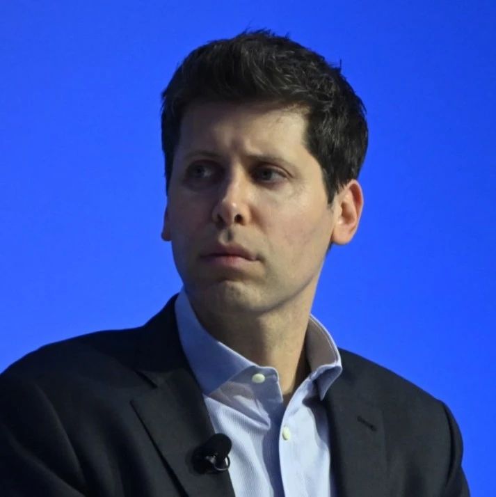 o1 发布后 Sam Altman 最新访谈：AI 发展不仅没有放缓，而且我们对未来几年已经胜券在握|山姆|AI|圣路易斯之声_新浪新闻