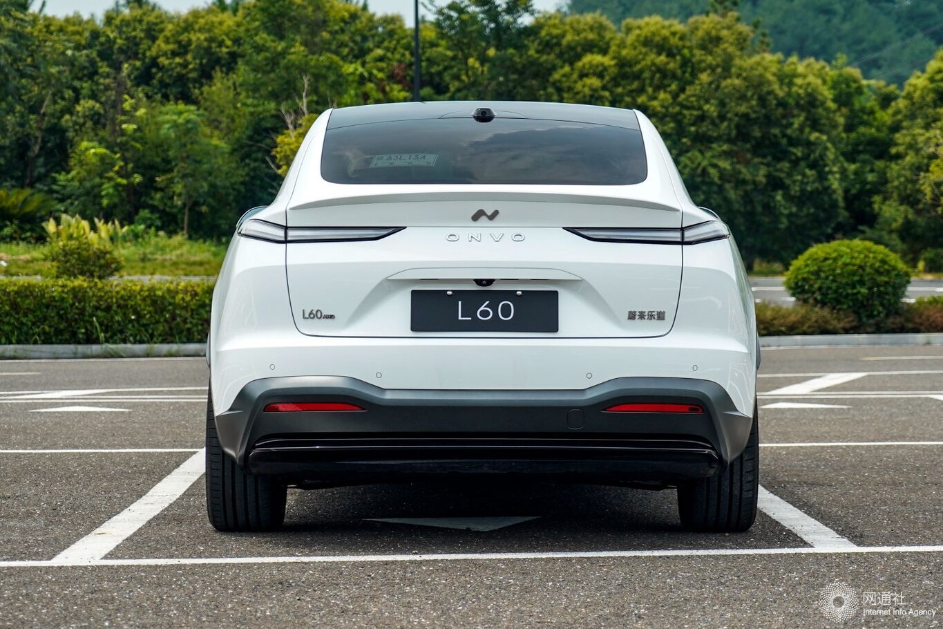 乐道L60整车售价20.69万起，Baas方案14.99万起-新浪汽车