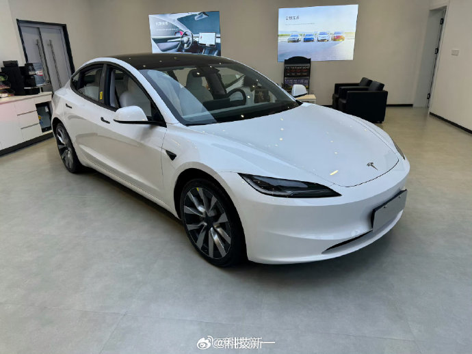 新能源轿车颜值前三名：小米SU7，蔚来ET5，特斯拉Model 3，谁赞成？-新浪汽车