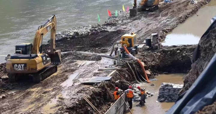 国道G331路面改造工程进展顺利|路面|国道|工程_新浪新闻