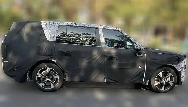 领克全新旗舰SUV（代号L946）谍照曝光，与问界M9同级别，沃尔沃平台打造！-新浪汽车