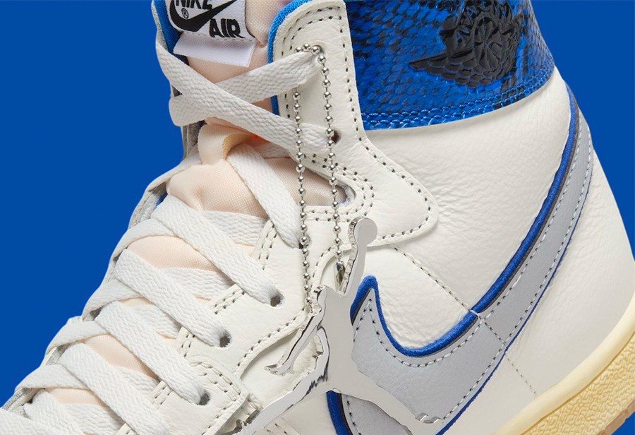 曝光一年多！这双「AJ 联名」终于要登场了！|aj(air jordan)|nike|awakeny|Awake|大底_新浪新闻
