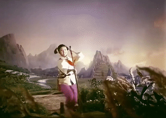 49年前样板戏《渡口》突然火了 雄鹰展翅成爆梗 小燕扮演者近况如何