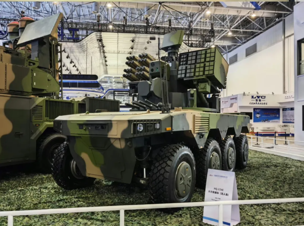 HQ-17AE防空系统：能携带72枚地空导弹，对空火力输出极其凶猛|防空导弹|防空系统_新浪新闻