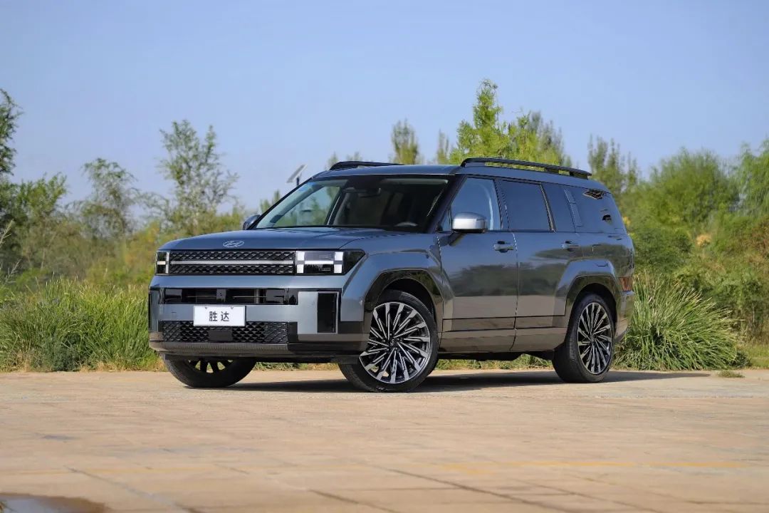 全系2.0T+8AT，5/6/7座可选，喝92，带BOSE音响，新一代静音王-新浪汽车