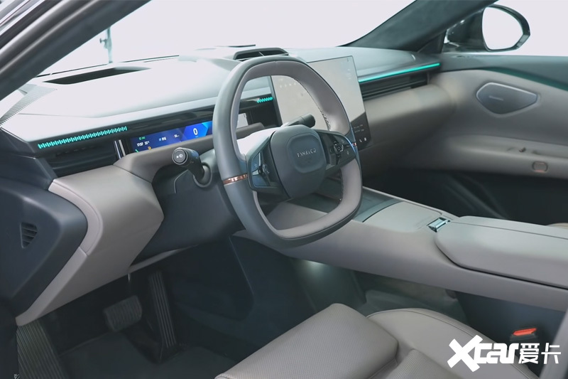 领克Z10四驱Halo版震撼上市，22.98万起售，性能与豪华兼备！-新浪汽车