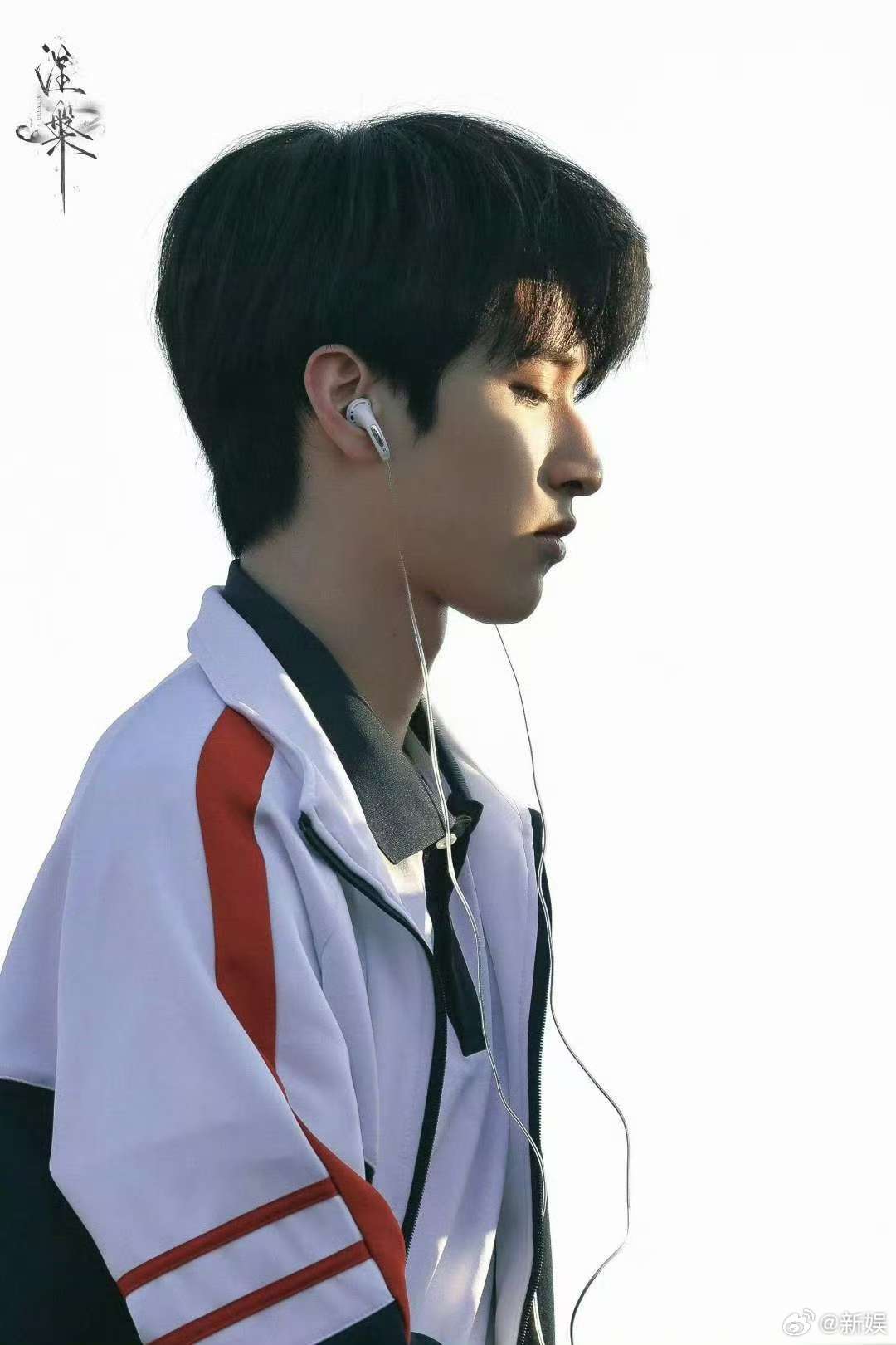 严浩翔电影杀青 顺利完成拍摄!恭喜🎉青年演员严浩翔又成长了一步!|严浩翔|时代少年团_新浪新闻