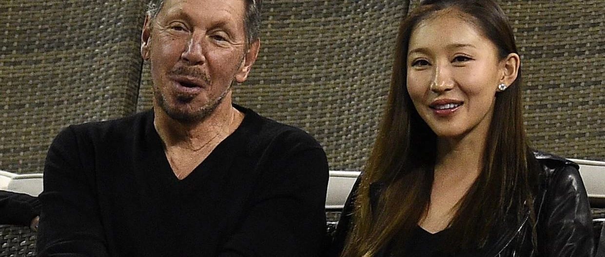 80 岁 Oracle 老板 Ellison 33 岁华裔娇妻曝光|密歇根大学|华尔街日报_新浪新闻