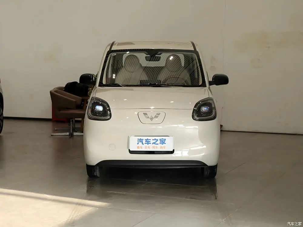 3.28万起买代步车，五菱宏光MINIEV四门版来了！-新浪汽车