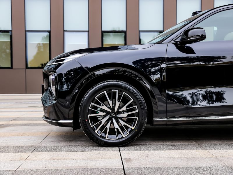 长安启源首款中大型SUV实车亮相！ C798官图发布-新浪汽车