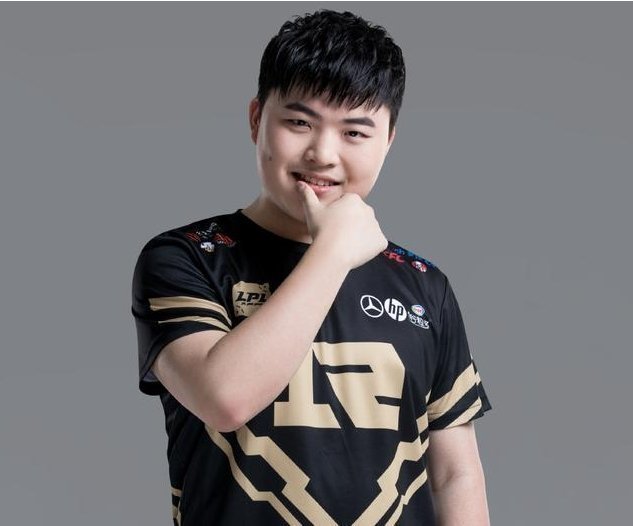 突然看到了好多国外选手对Uzi的正面评价|选手|巅峰期|位数_新浪新闻