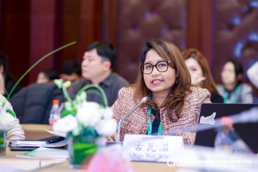 缅甸经济社会发展中心研究员Ngu Wah Win答21：共建“一带一路”倡议促进中缅互信与合作_新浪财经_新浪网