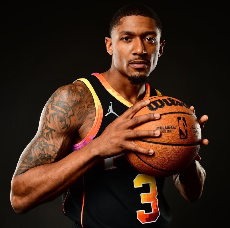 Evan Sidery： 随着太阳队准备追求巴特勒，比尔的合同又出现了另一个问题…|Evan|比尔|吉米·巴特勒|太阳_新浪新闻