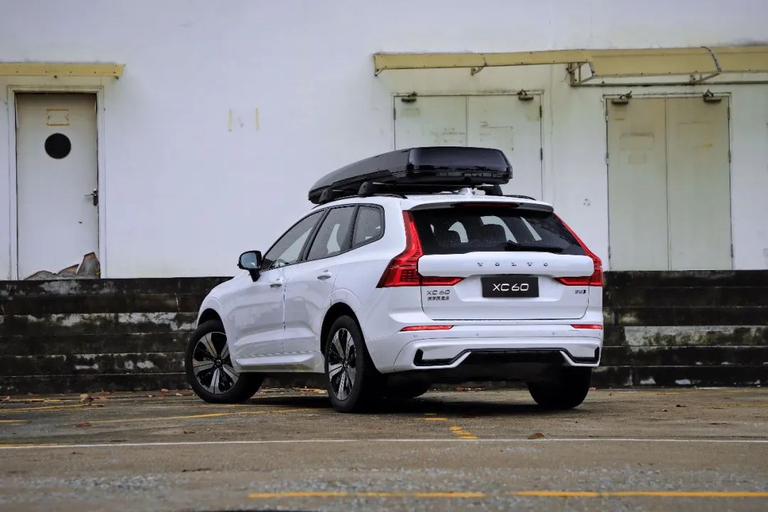 安全系数高，标配四驱，全系2.0T+8AT，优惠巨大，裸车仅需25万！-新浪汽车