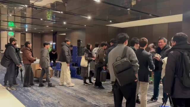 《剑星》开发商Shift Up向每位员工赠送PS5 Pro 据韩媒报道…_新浪新闻