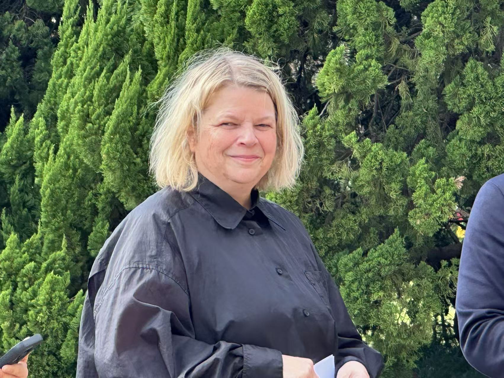 展望2025｜这些双年展的策展，都在指向未来_新浪财经_新浪网