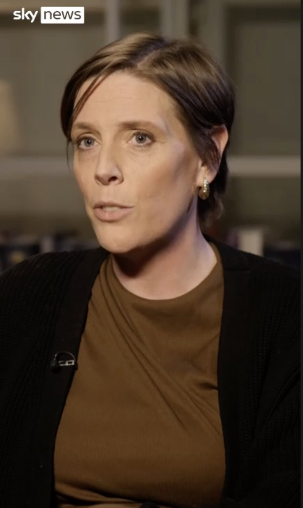 被马斯克指责应“入狱”，英议员首次回击：他应继续推进登陆火星计划，而非涉足英国政治|性侵|马斯克|菲利普斯_新浪新闻