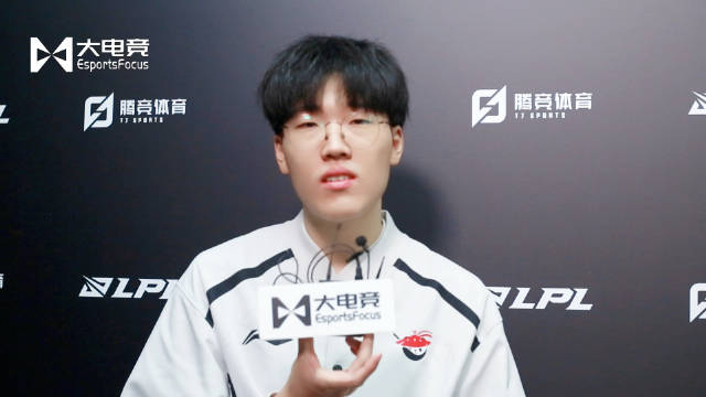 专访AL辅助选手Kael：新版本有很多变化…|lpl_新浪新闻