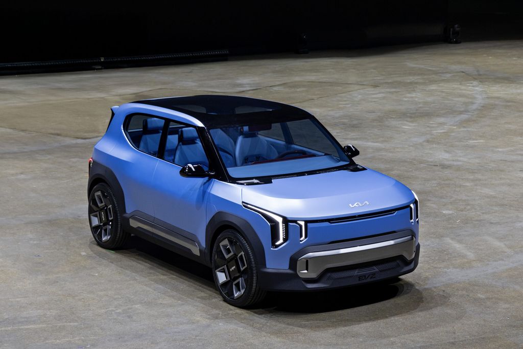 起亚 EV2 概念车登场：续航预估 322 公里，城市通勤新选择|起亚ev2|电动车|博文|对立|无缝_新浪新闻