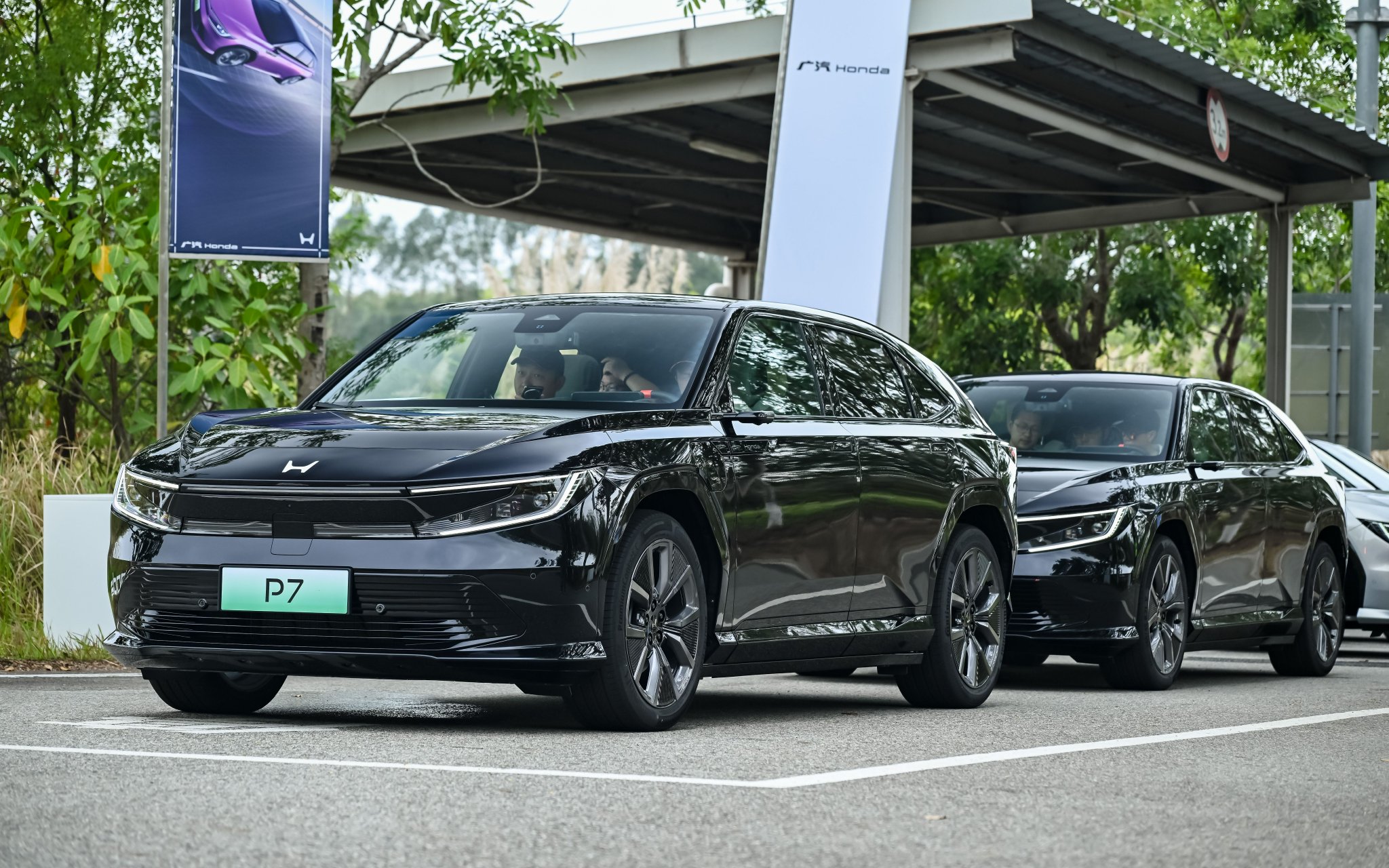 廣汽本田P7發佈，袁小華稱「沒有60年不要談好駕趣」 - 新浪香港