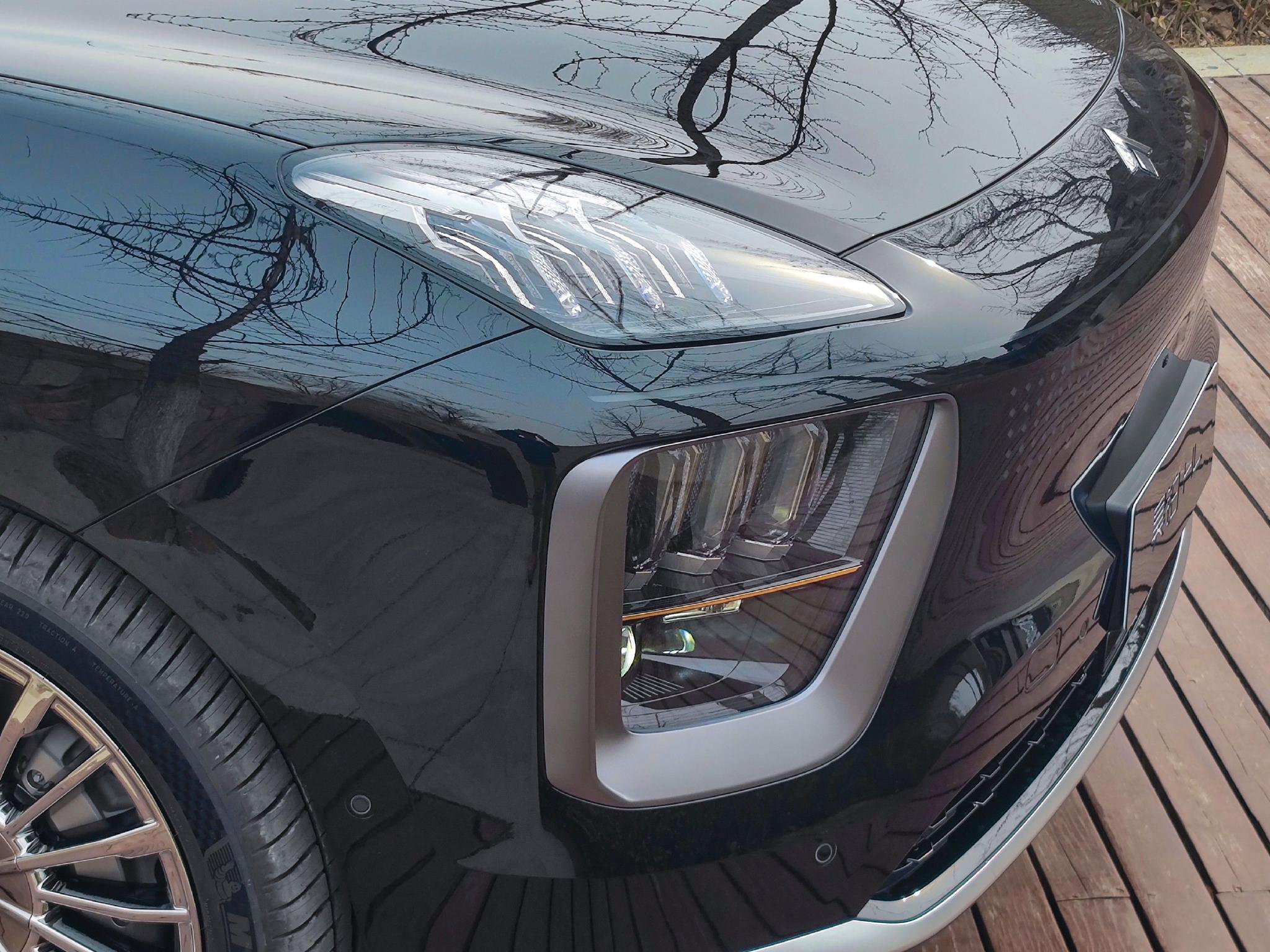 昊铂HL实车亮相 3月18日预售/综合续航超1200km-新浪汽车